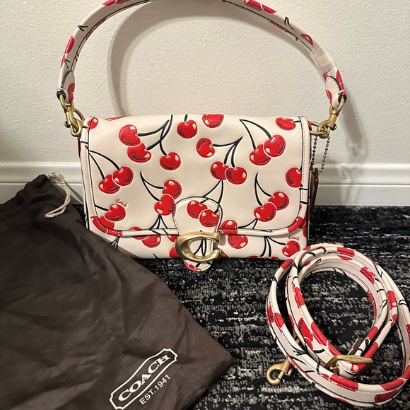 Coach | Bags | Euc Coach Soft Tabby Leather Shoulder Bag In Cherryprint ...